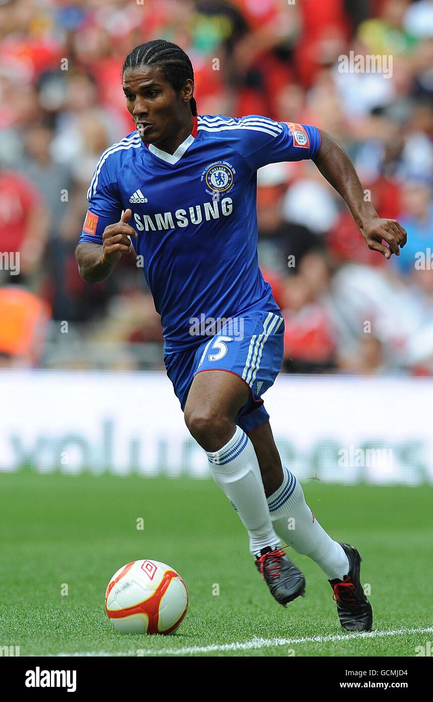 Soccer - FA Community Shield - Chelsea v Manchester United - Wembley ...
