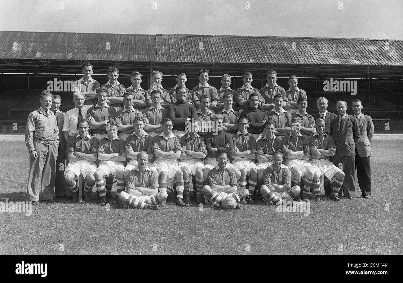 Charlton athletic football club secretary hi-res stock photography and ...