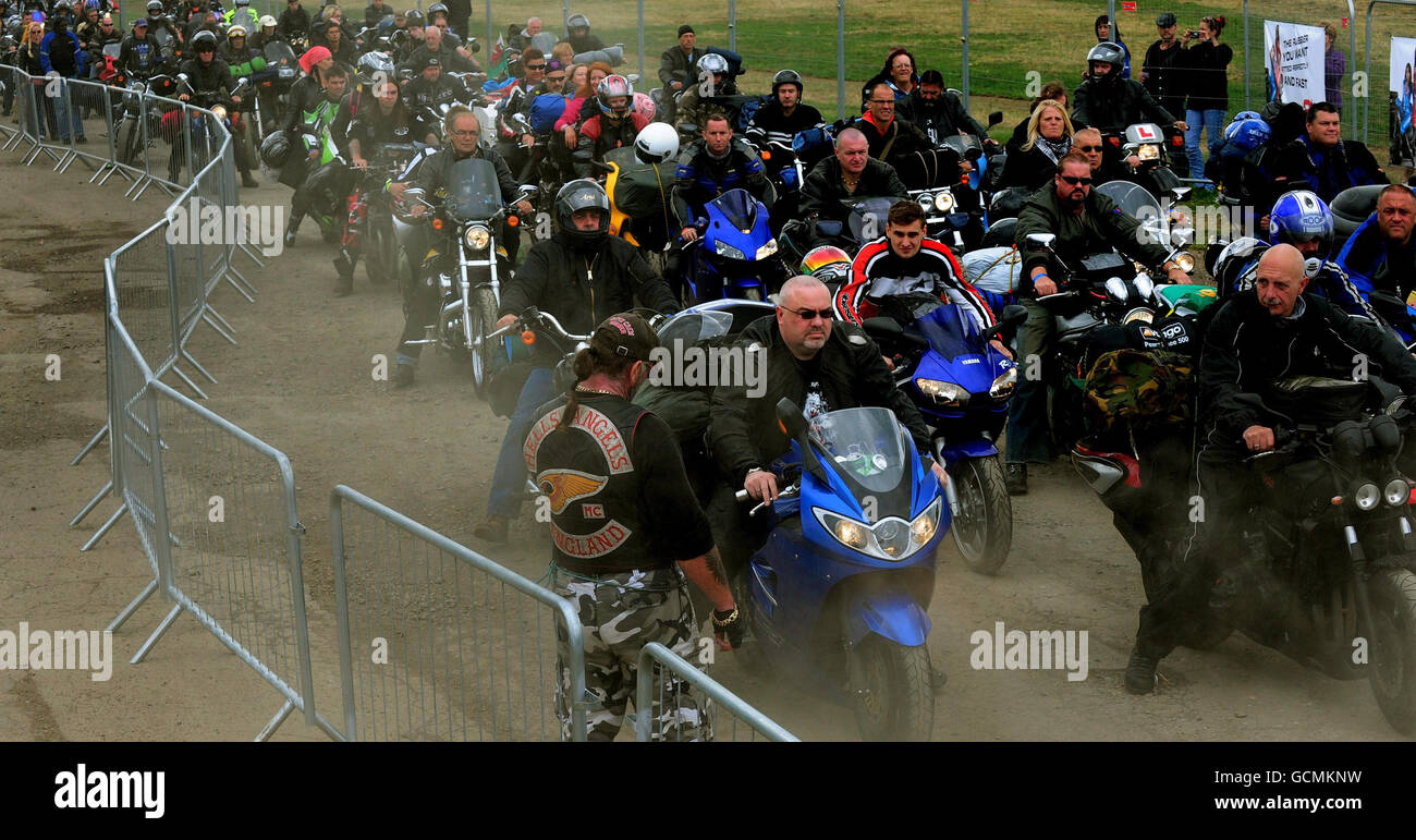 Bulldog bash hi-res stock photography and images - Alamy