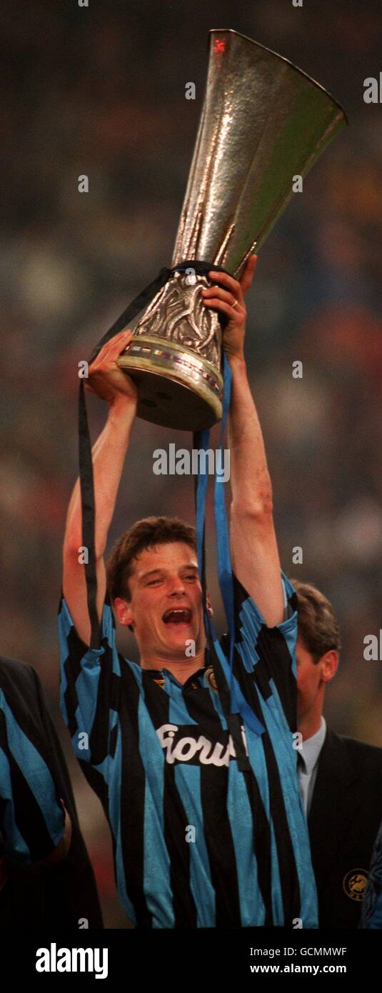 Casino salzburg uefa cup hi-res stock photography and images - Alamy