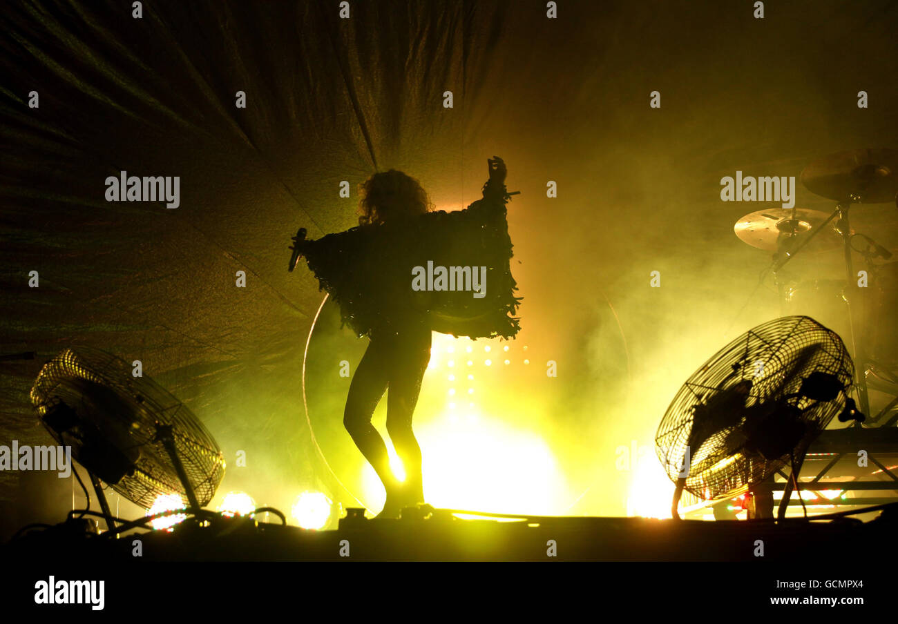 Alison Goldfrapp of Goldfrapp performing on the Nissan Juke Arena ...
