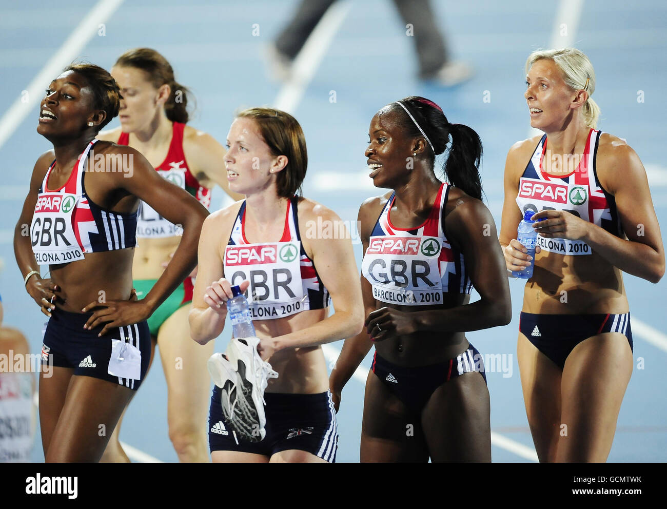 Great Britain's (left-right) Perri Shakes-Drayton, Nicola Sanders ...