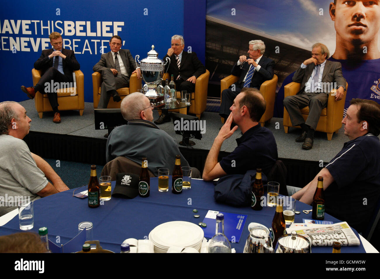 (left to right) Everton manager David Moyes, chief executive Robert ...