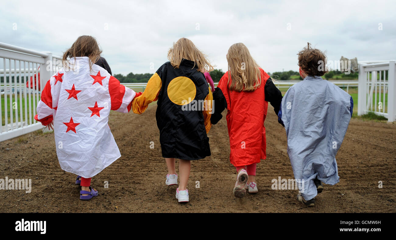Family fun race day at lingfield park hi-res stock photography and ...