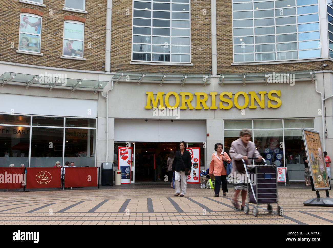 Morrisons wimbledon hi-res stock photography and images - Alamy
