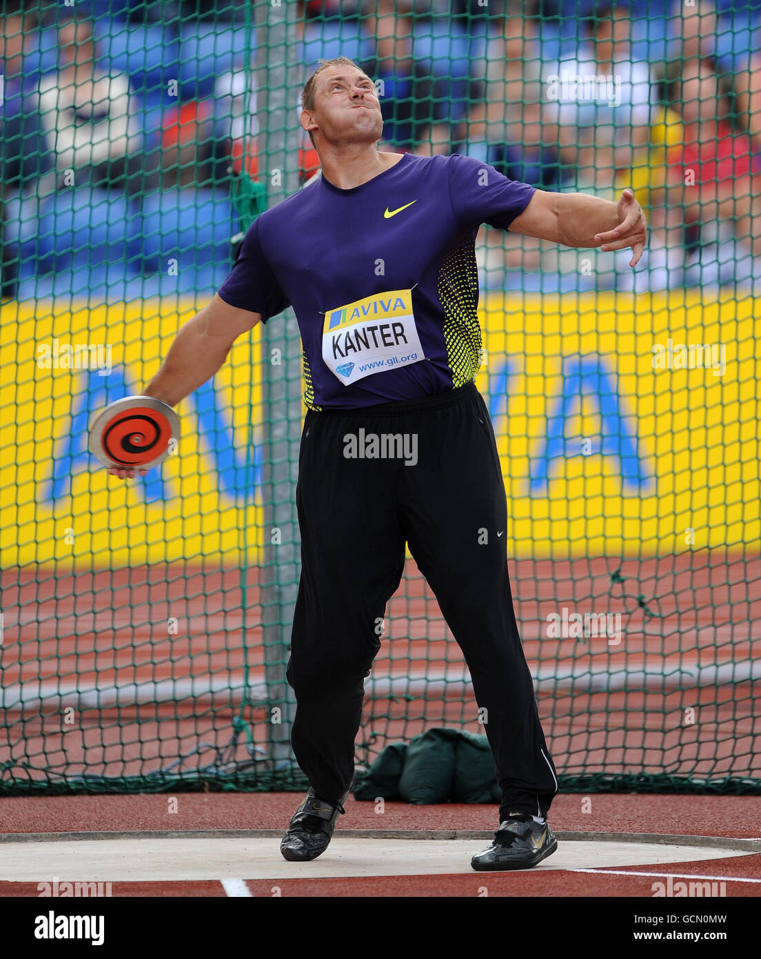 67 82m hi-res stock photography and images - Alamy