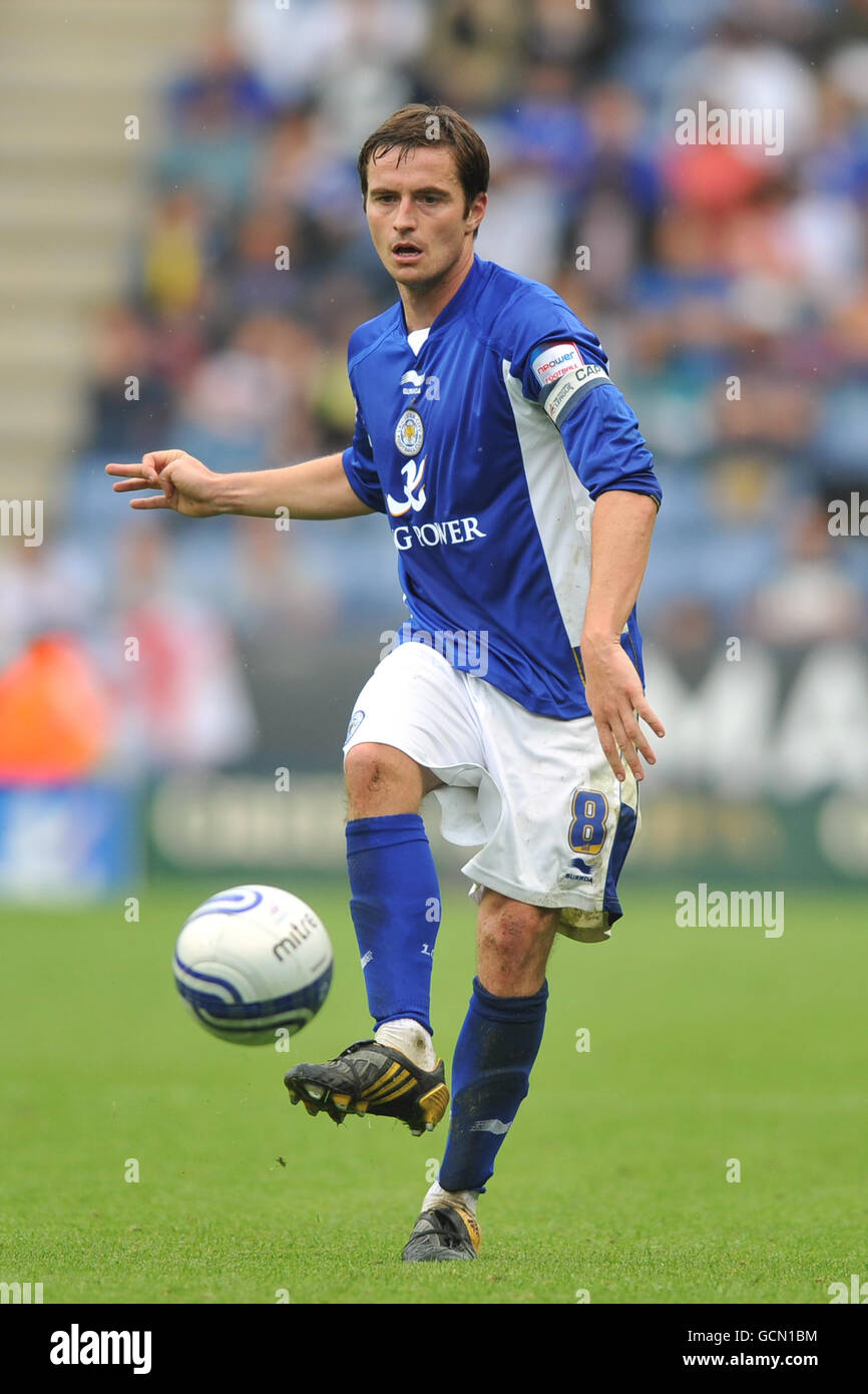 Football matt full length ball ampics datacoapplies hi-res stock photography and images - Alamy