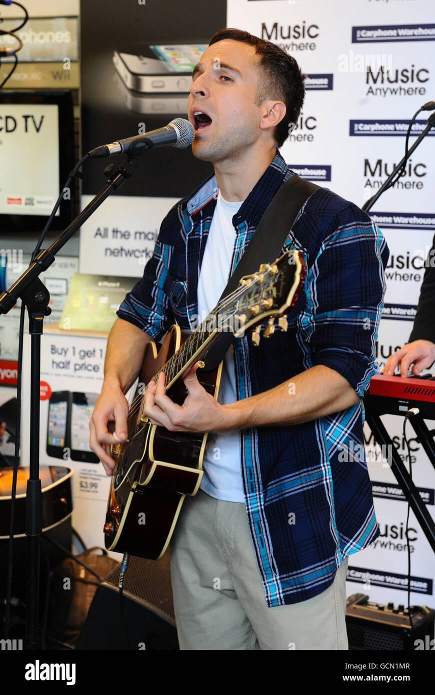 Irwin Sparkes of The Hoosiers performs live at the Carphone Warehouse ...