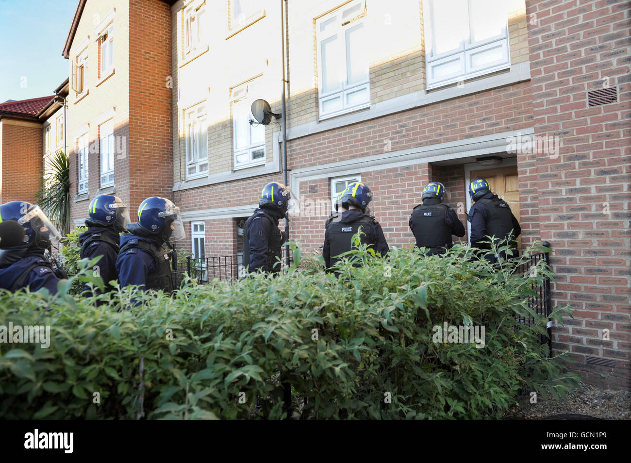 Police raid a property as part of Operation Giants, London Stock Photo ...