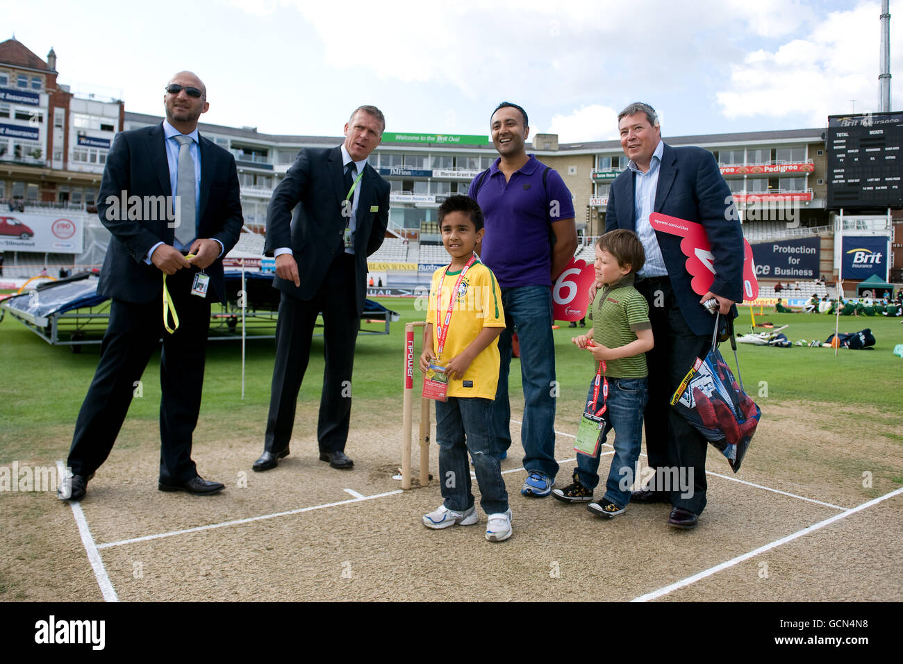 Third pitch inspection day hi-res stock photography and images - Alamy