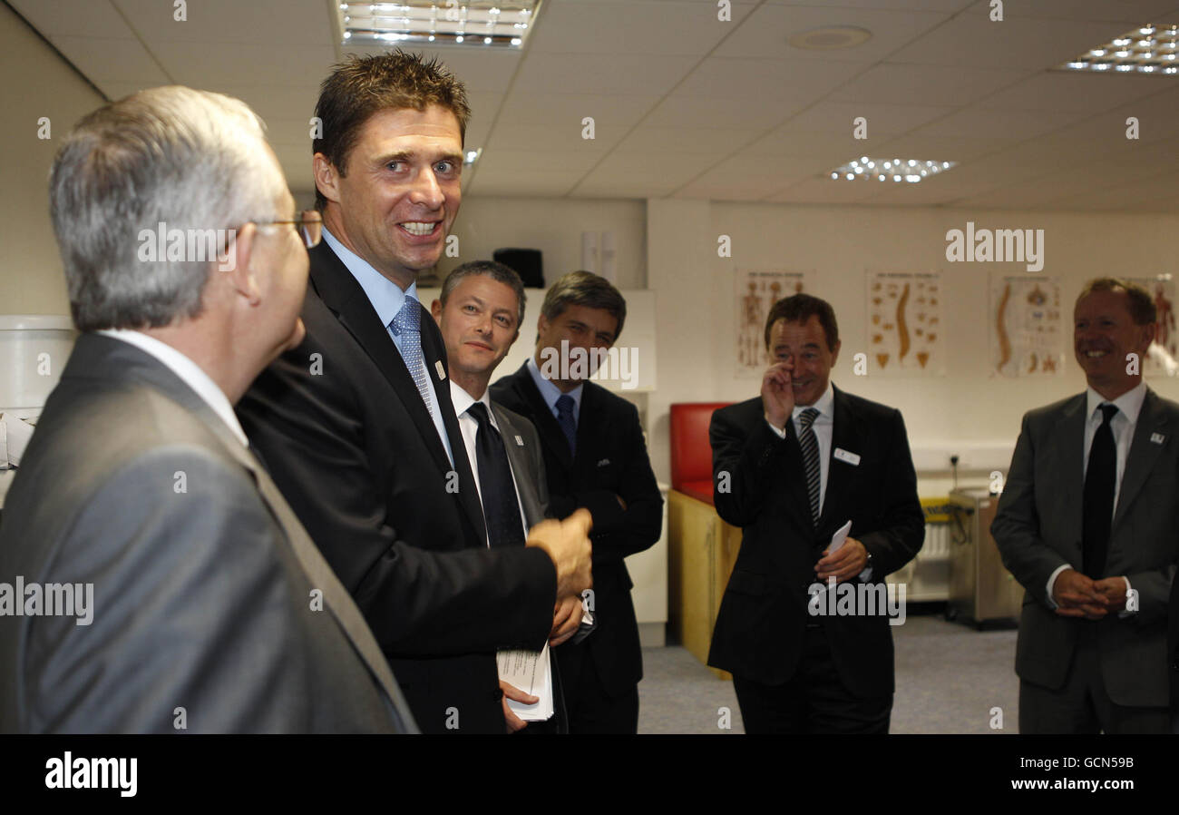 (Left to right) England 2018 Technical Director Ian Riley, Sunderland ...