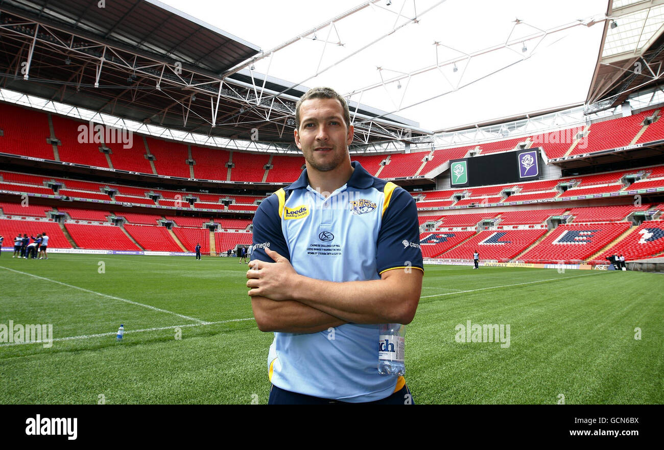 Danny mcguire wembley hi-res stock photography and images - Alamy