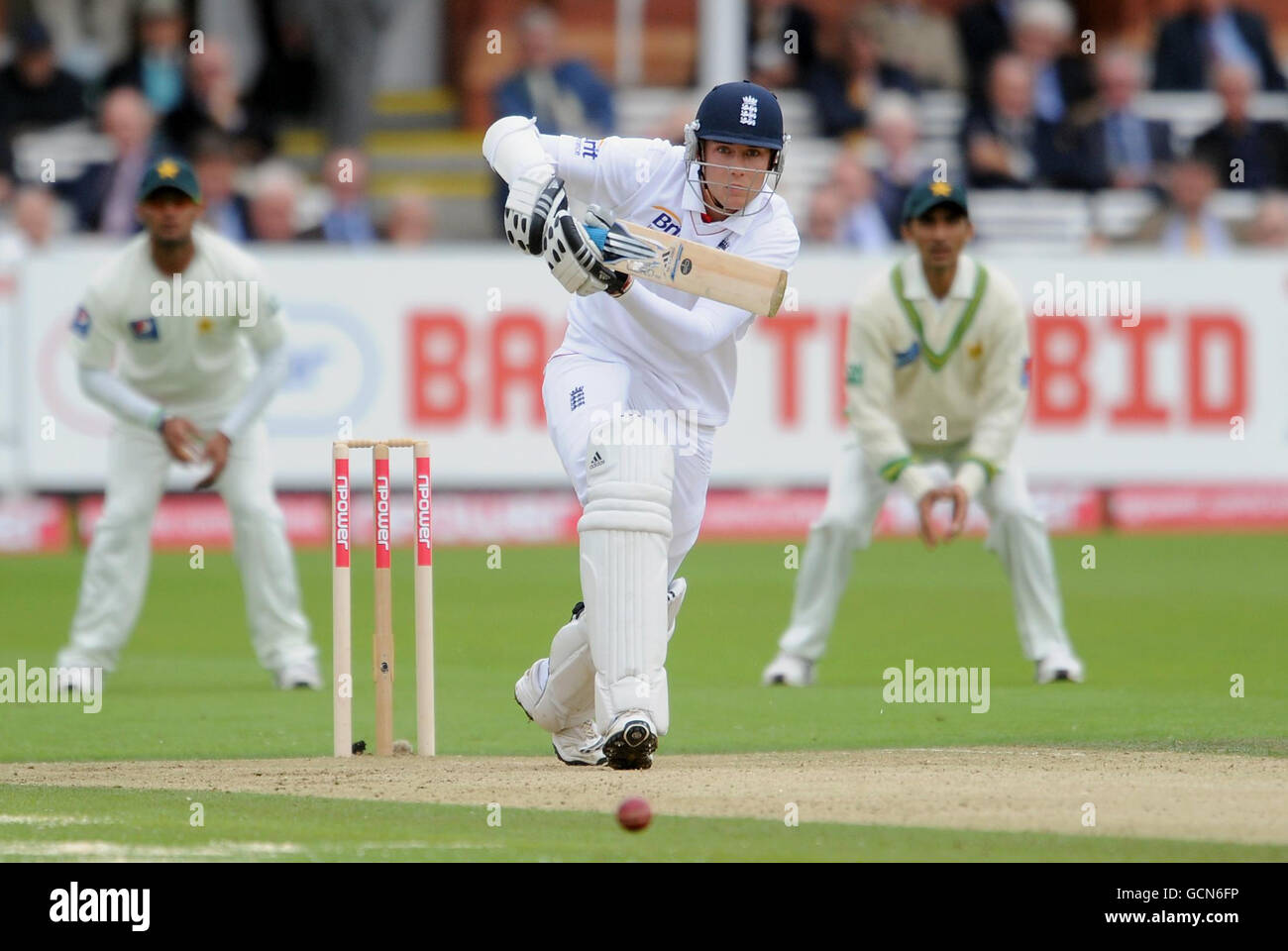 Cricket - Fourth npower Test - Day Two - England v Pakistan - Lord's ...