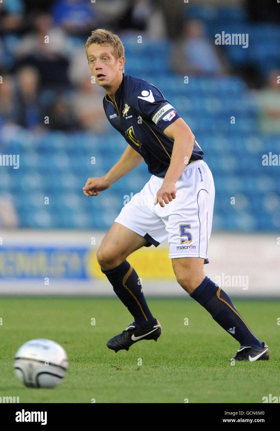 Paul robinson millwall hi-res stock photography and images - Alamy