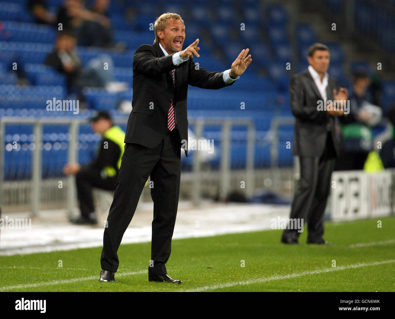 Fc basel coach thorsten fink hi-res stock photography and images - Alamy