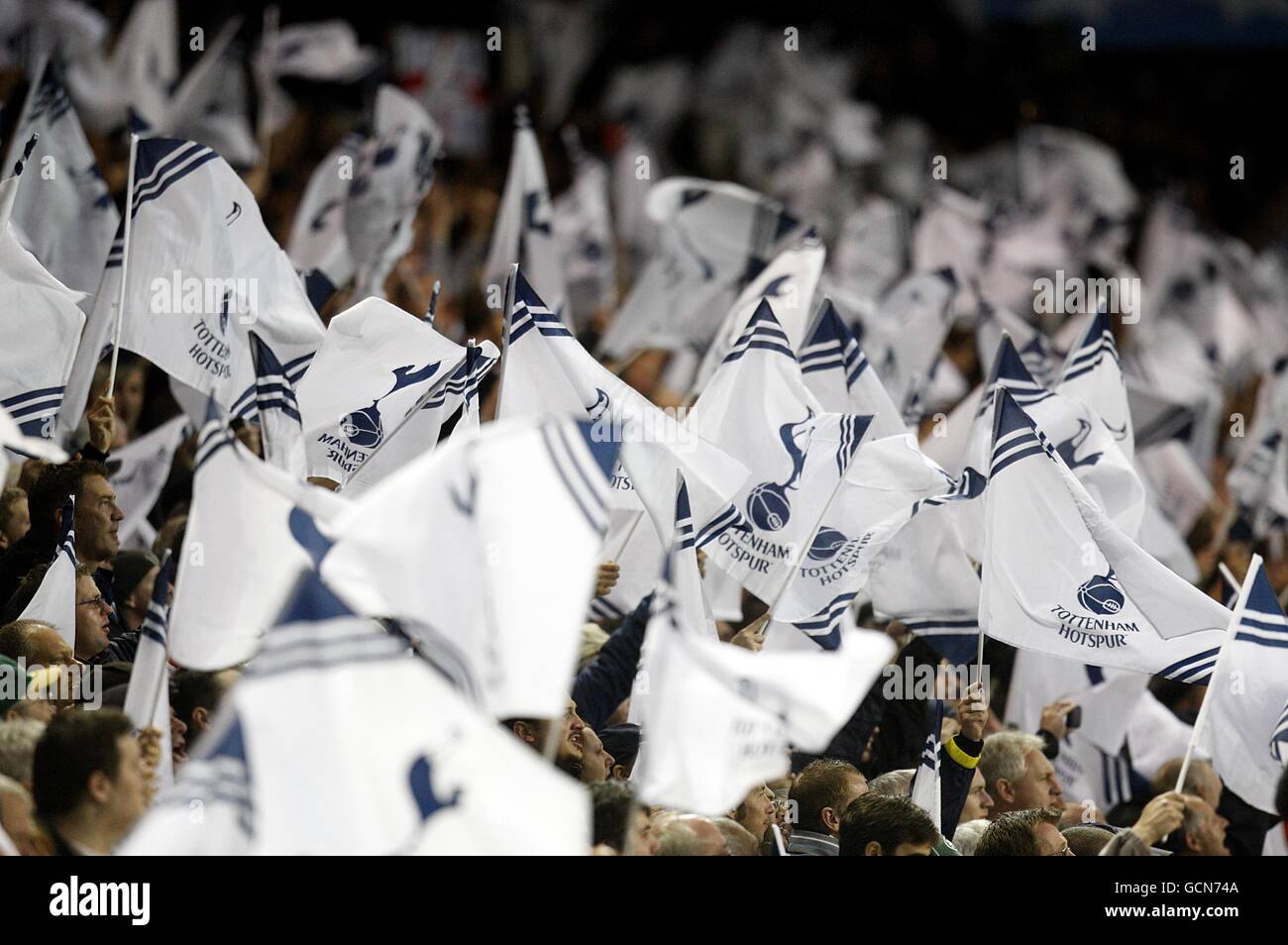 Young boys fans in the stands hi-res stock photography and images - Alamy
