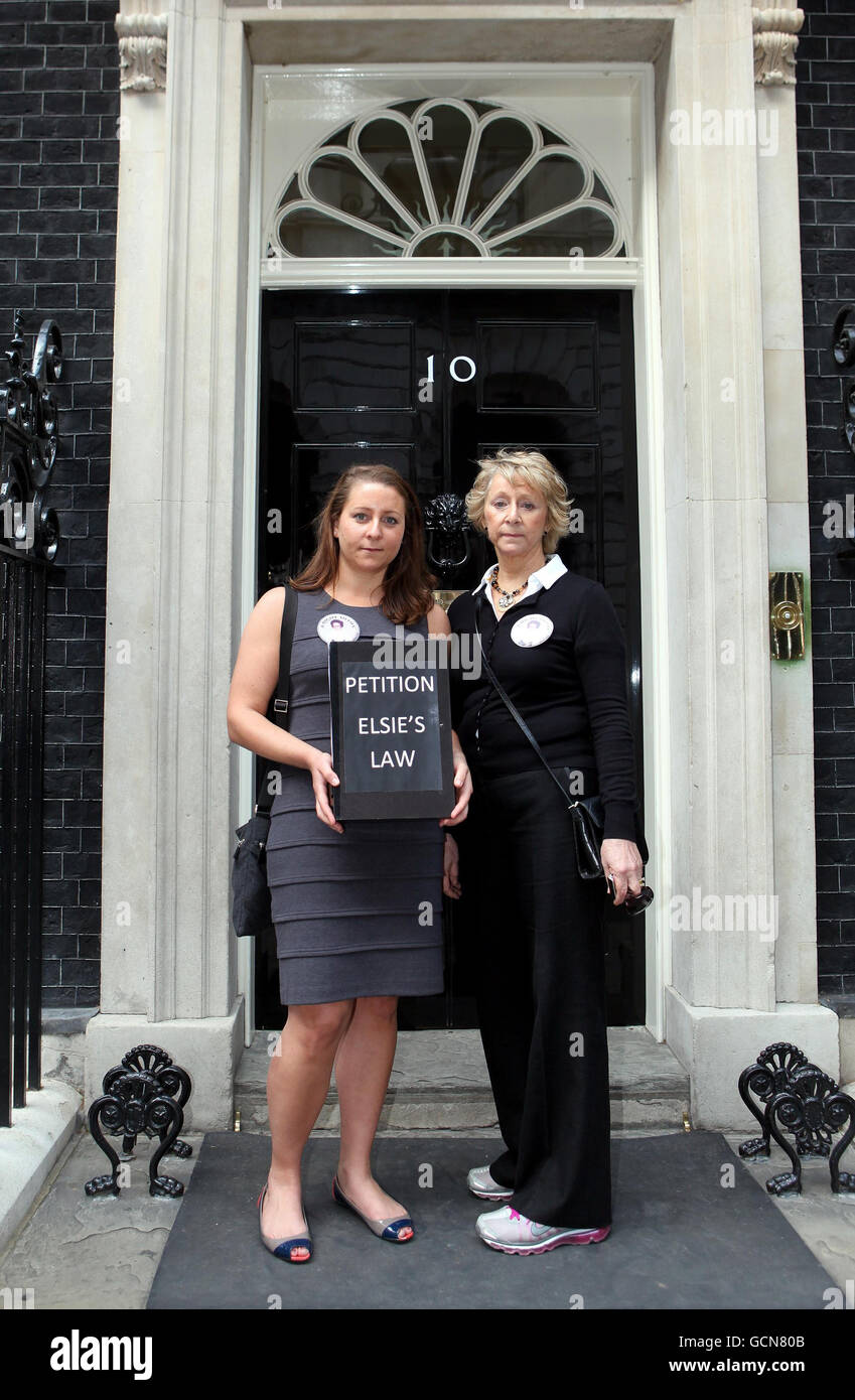 Bridget Reeves and her mother Ann Reeves outside 10 Downing Street ...