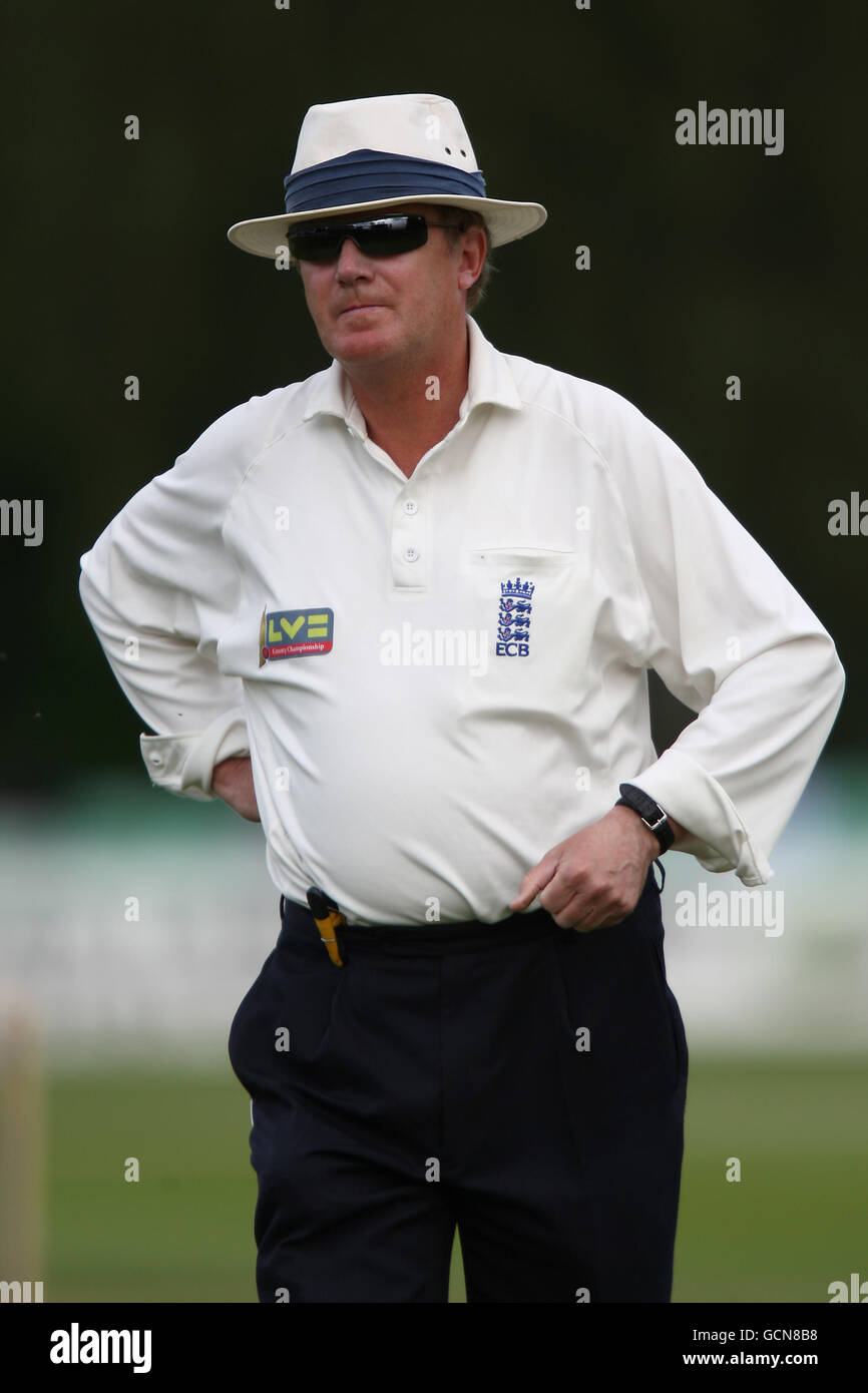 Cricket gale hi-res stock photography and images - Alamy