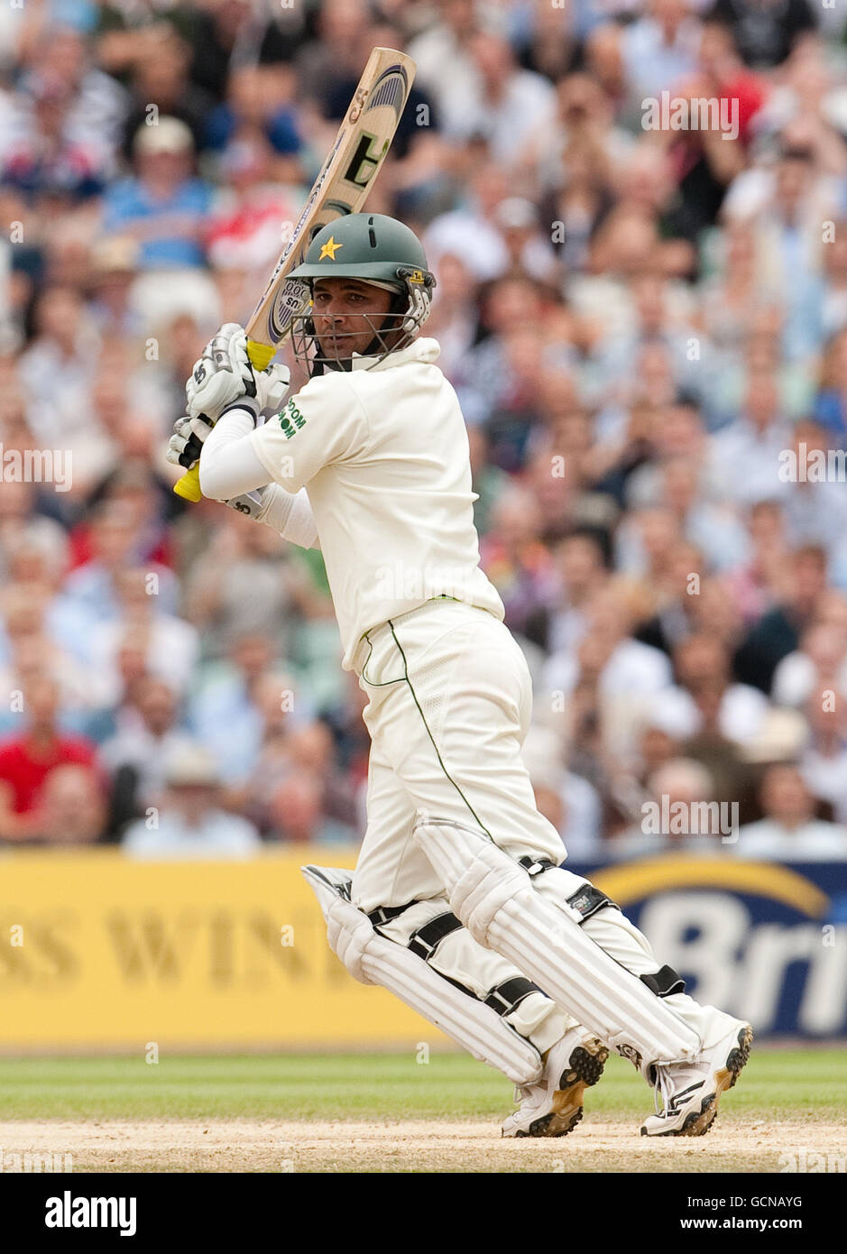 Full length brit insurance hi-res stock photography and images - Alamy