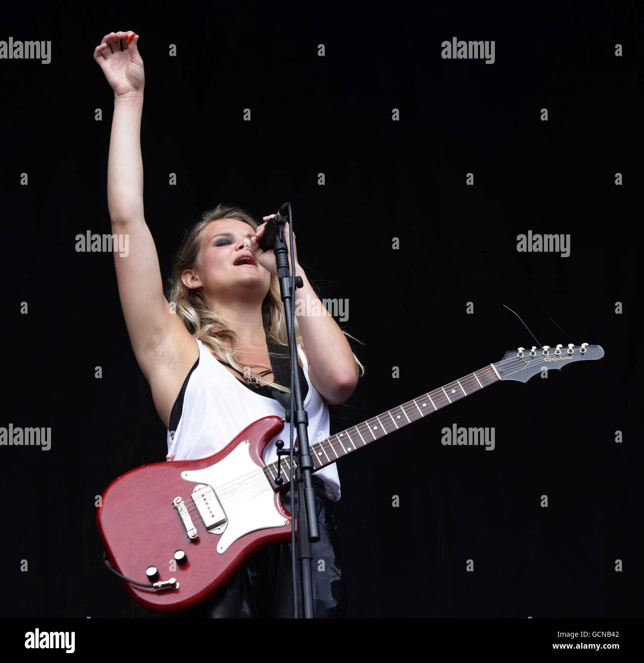 Showbiz festival half length mid singing microphone guitar mangsk hi ...