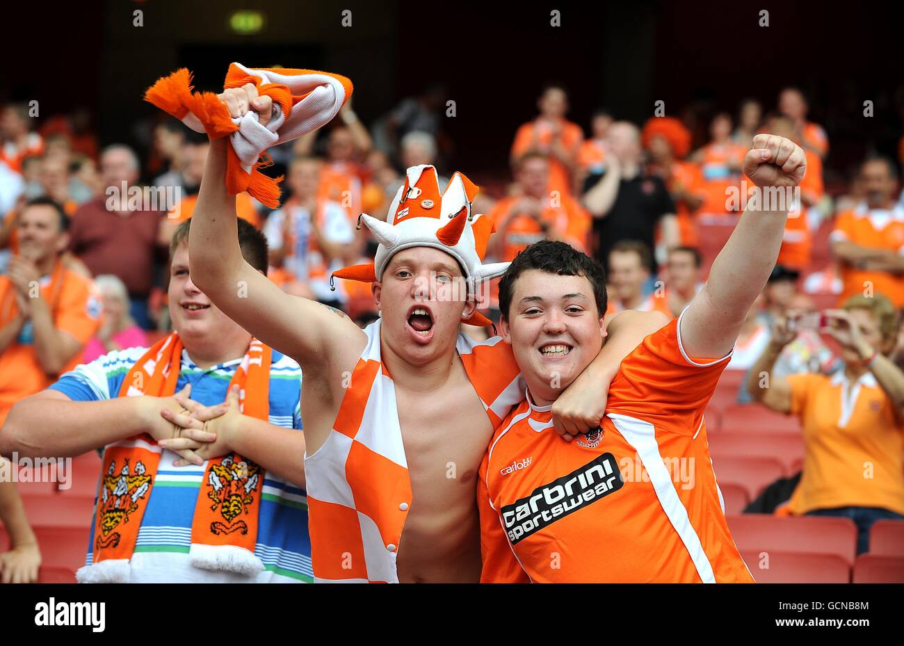Blackpool fans in stands hi-res stock photography and images - Alamy