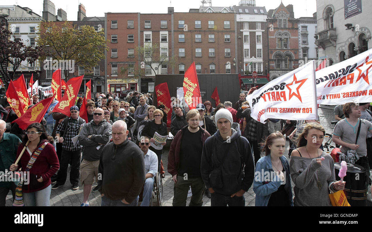 Protestors from different left wing political groups demanding jobs ...
