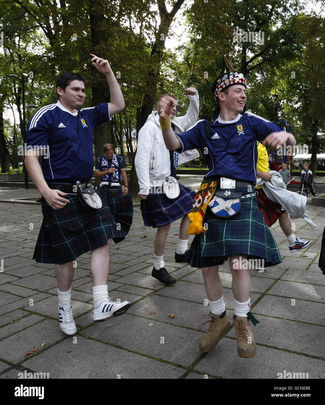 Scottish football fans hi-res stock photography and images - Alamy