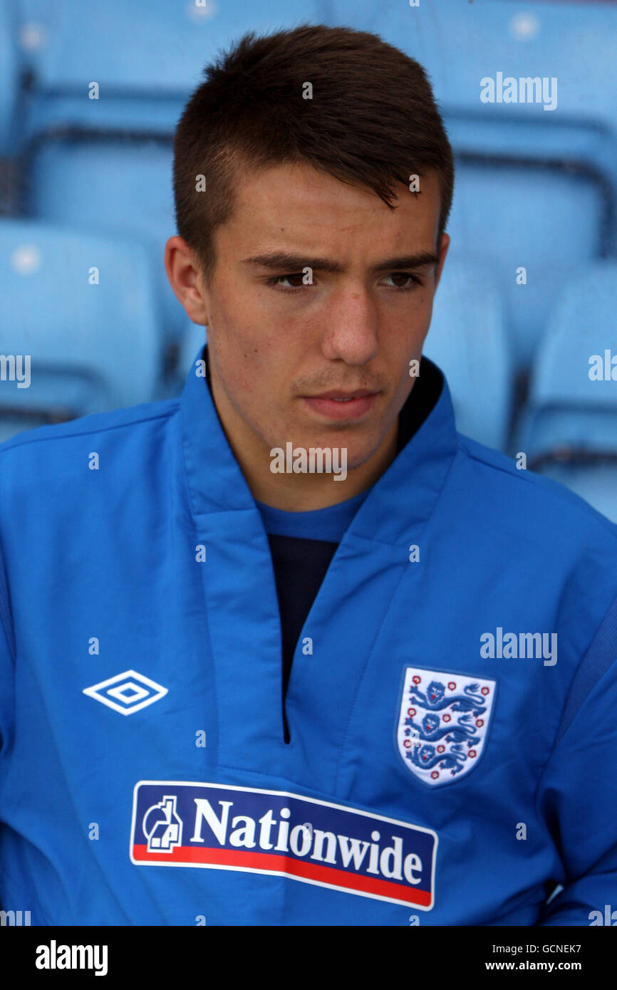 Soccer - Under 17 International Friendly - England v Portugal ...