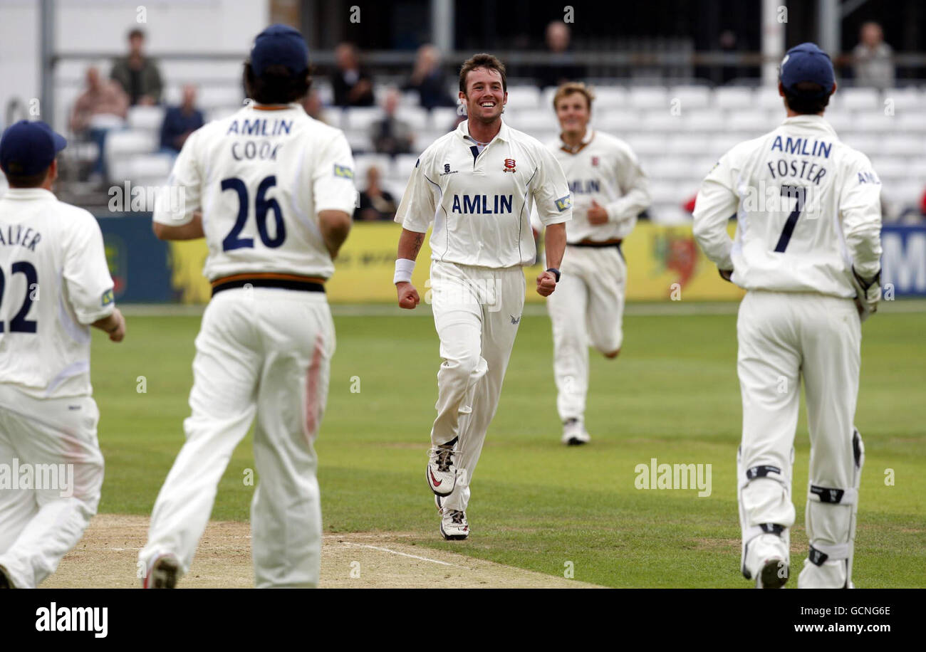 Essex bowler Tony Palladino (centre) celebrates bowling Durham's Philip ...