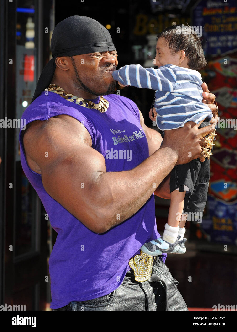 Khagendra Thapa Magar, 17, from Nepal who is to become, at 22 inches ...