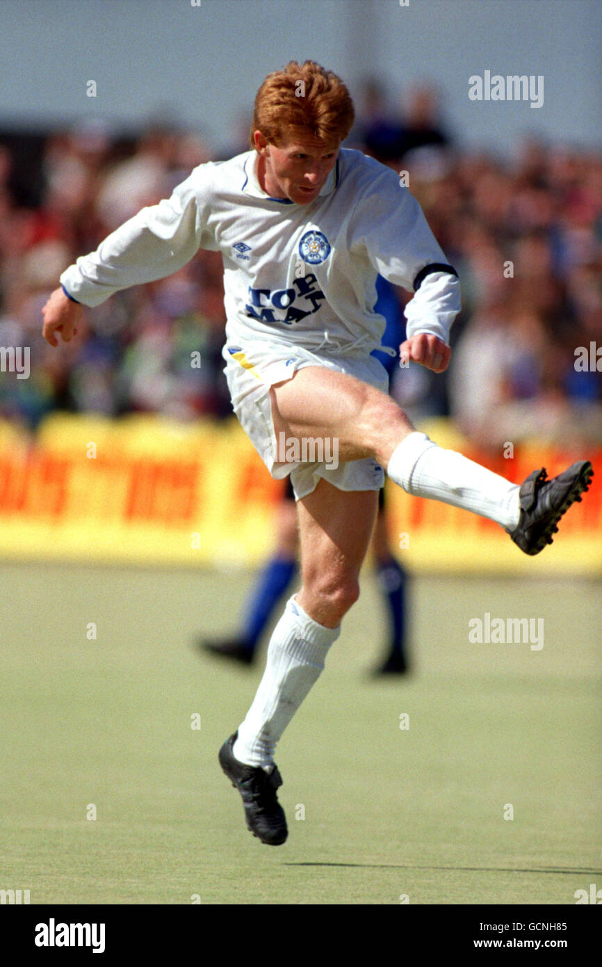 FOOTBALL. GORDON STRACHAN, LEEDS UNITED Stock Photo - Alamy