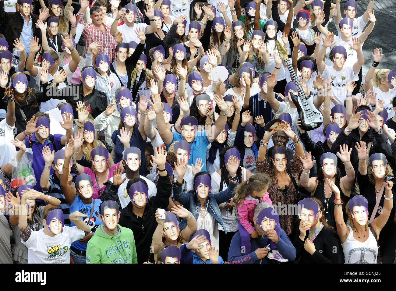 Camp Rock 2: The Final Jam Pass It On! Tour Stock Photo - Alamy