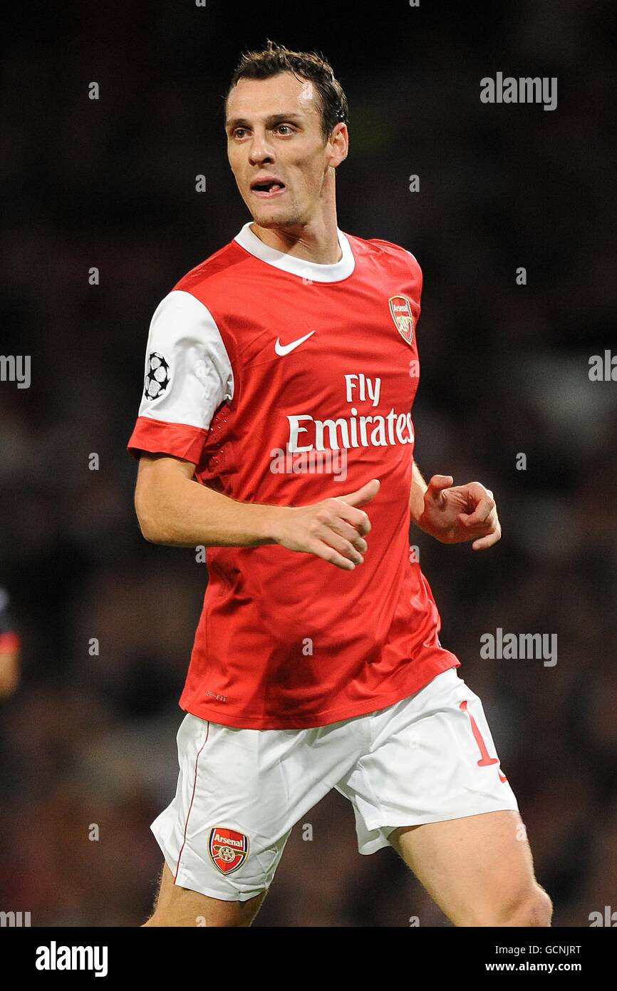 Emirates stadium sebastien squillaci hi-res stock photography and ...