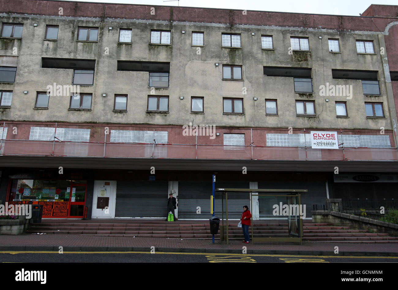 A general view of denny town centre hi-res stock photography and images ...