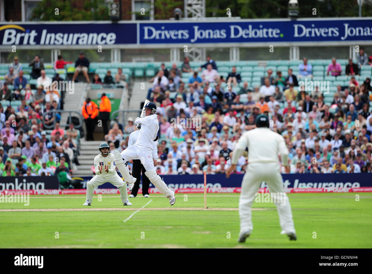 Deloitte signage hi-res stock photography and images - Alamy