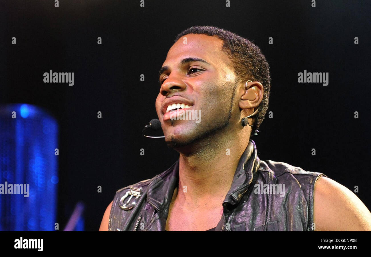 Jason Derulo in concert - London Stock Photo - Alamy