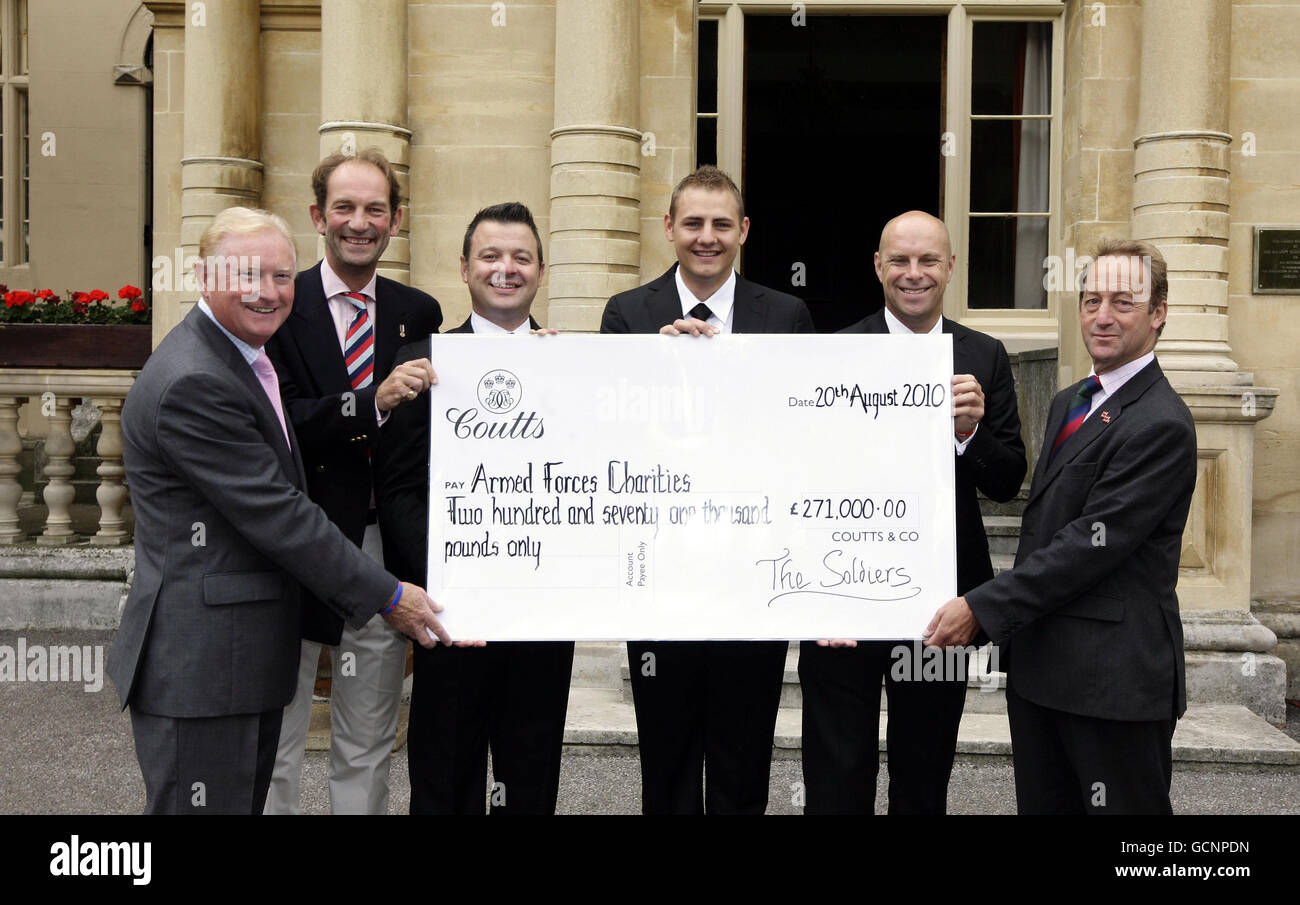 Cheque Suit High Resolution Stock Photography and Images - Alamy