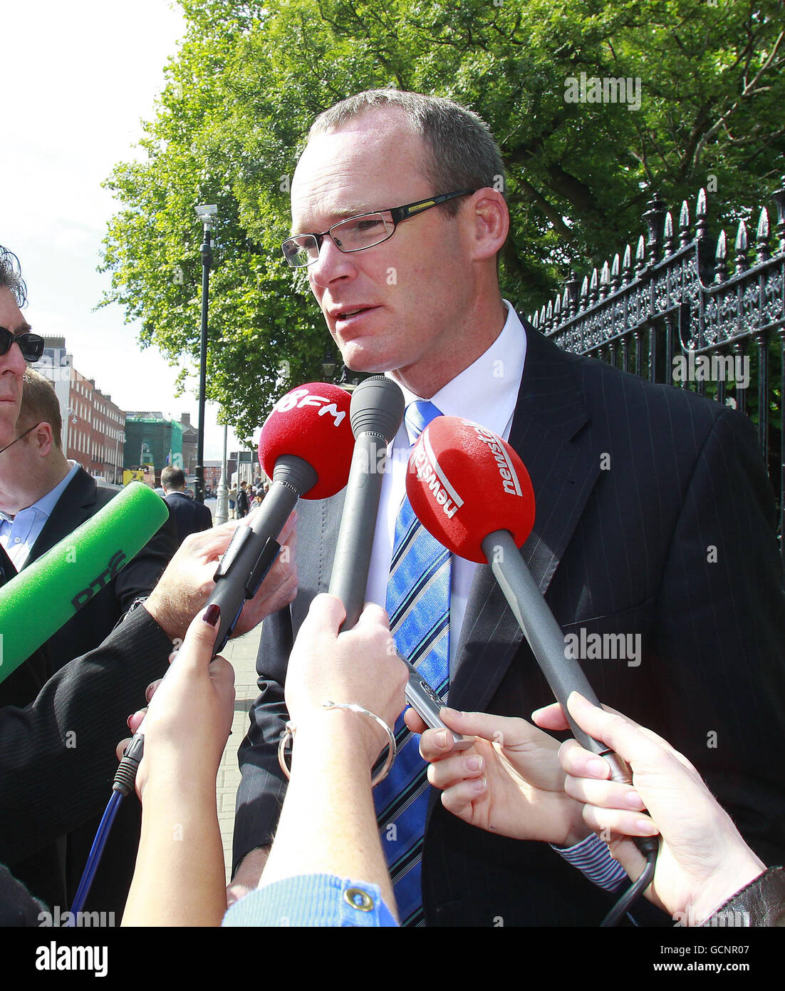 Simon Coveney TD Fine Gael Front Bench Spokesperson for Communications ...