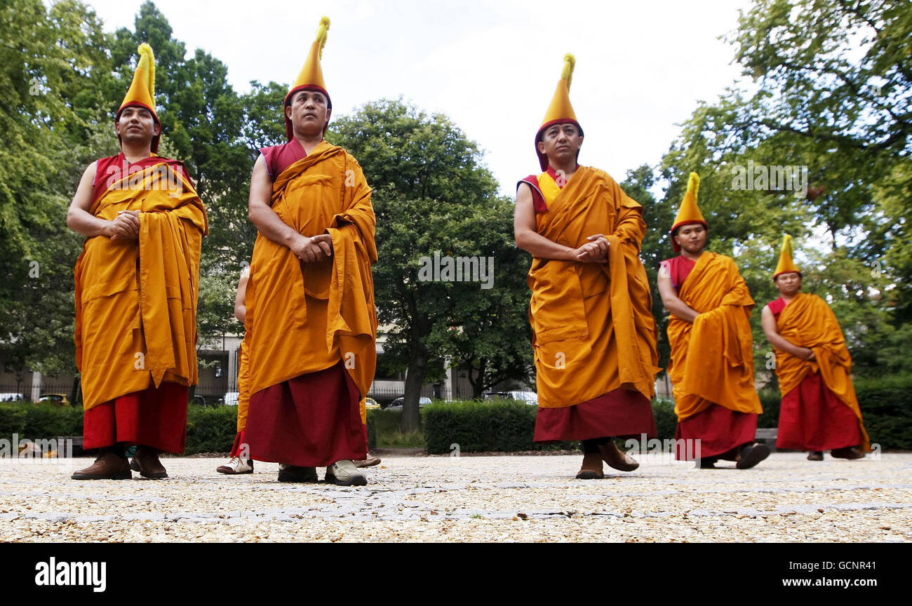Scotland monks standalone photo full length walking hat mangkk hi-res ...