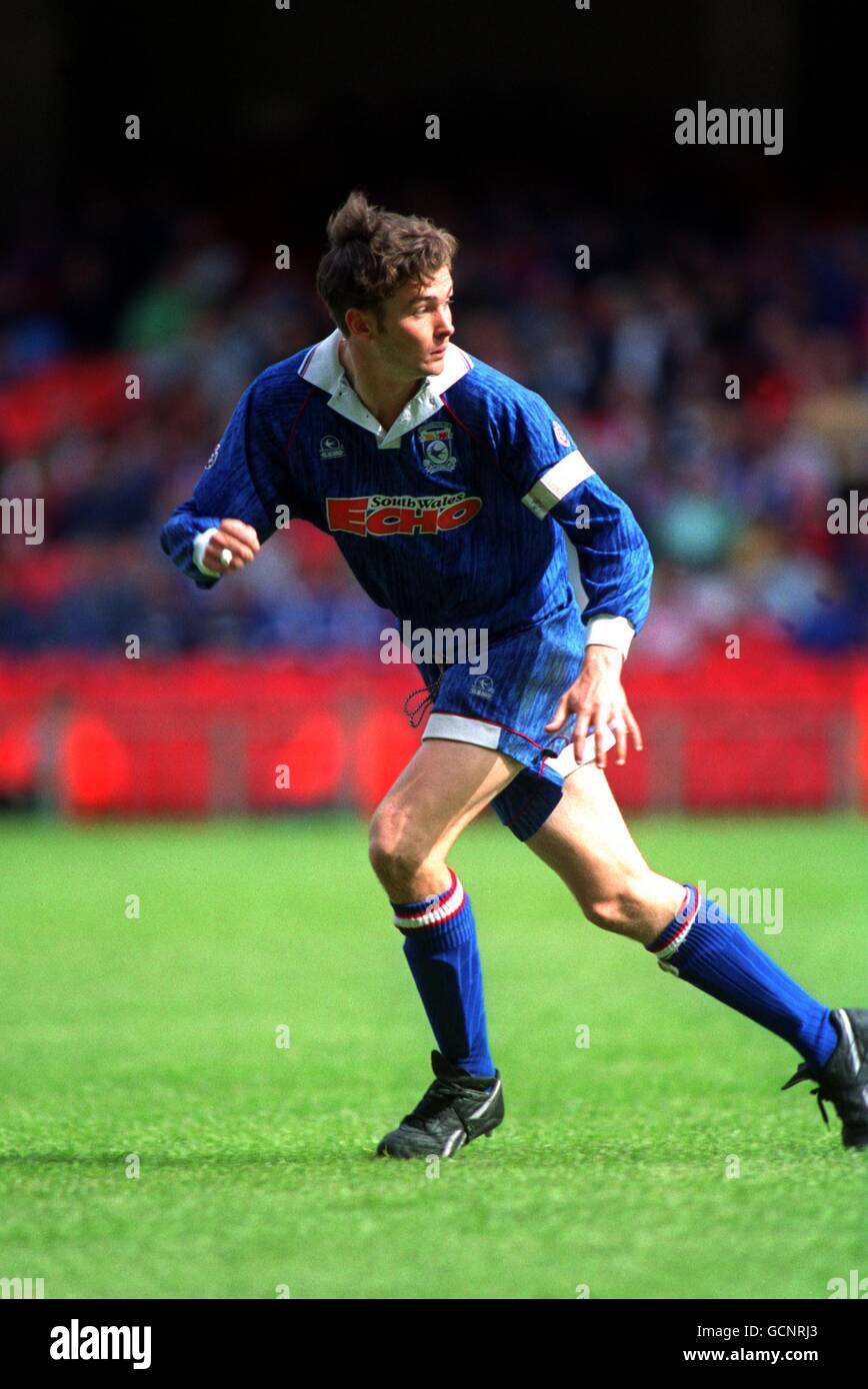 Welsh football cup wrexham hi-res stock photography and images - Alamy