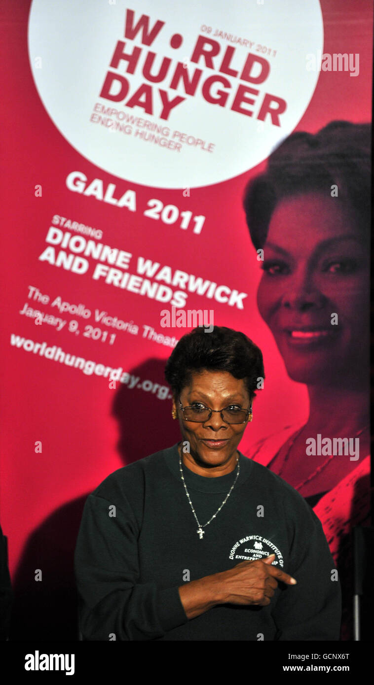 Singer Dionne Warwick at the Apollo Theatre in Victoria, London, where ...
