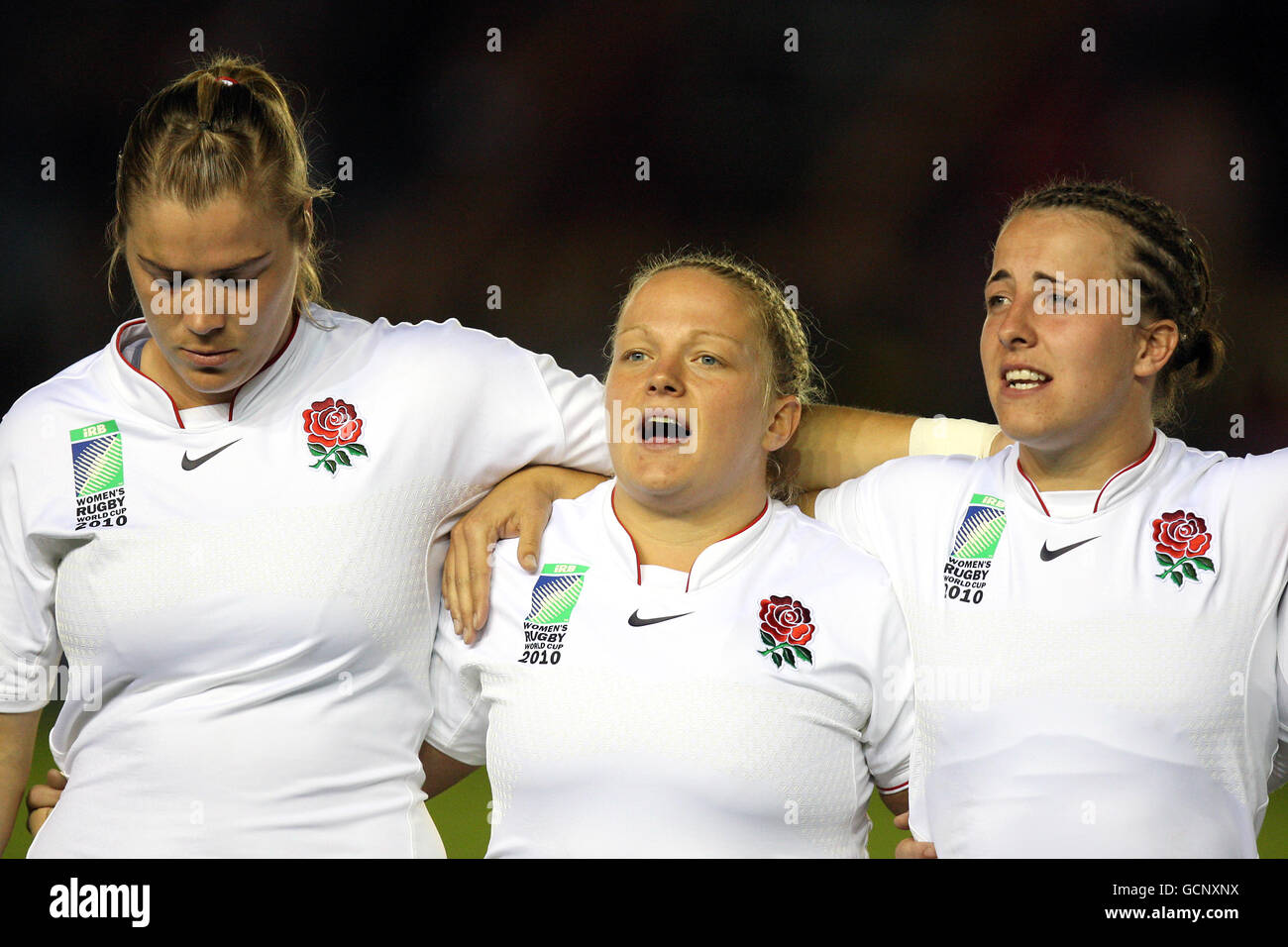 Amy turner katy mclean r hi-res stock photography and images - Alamy