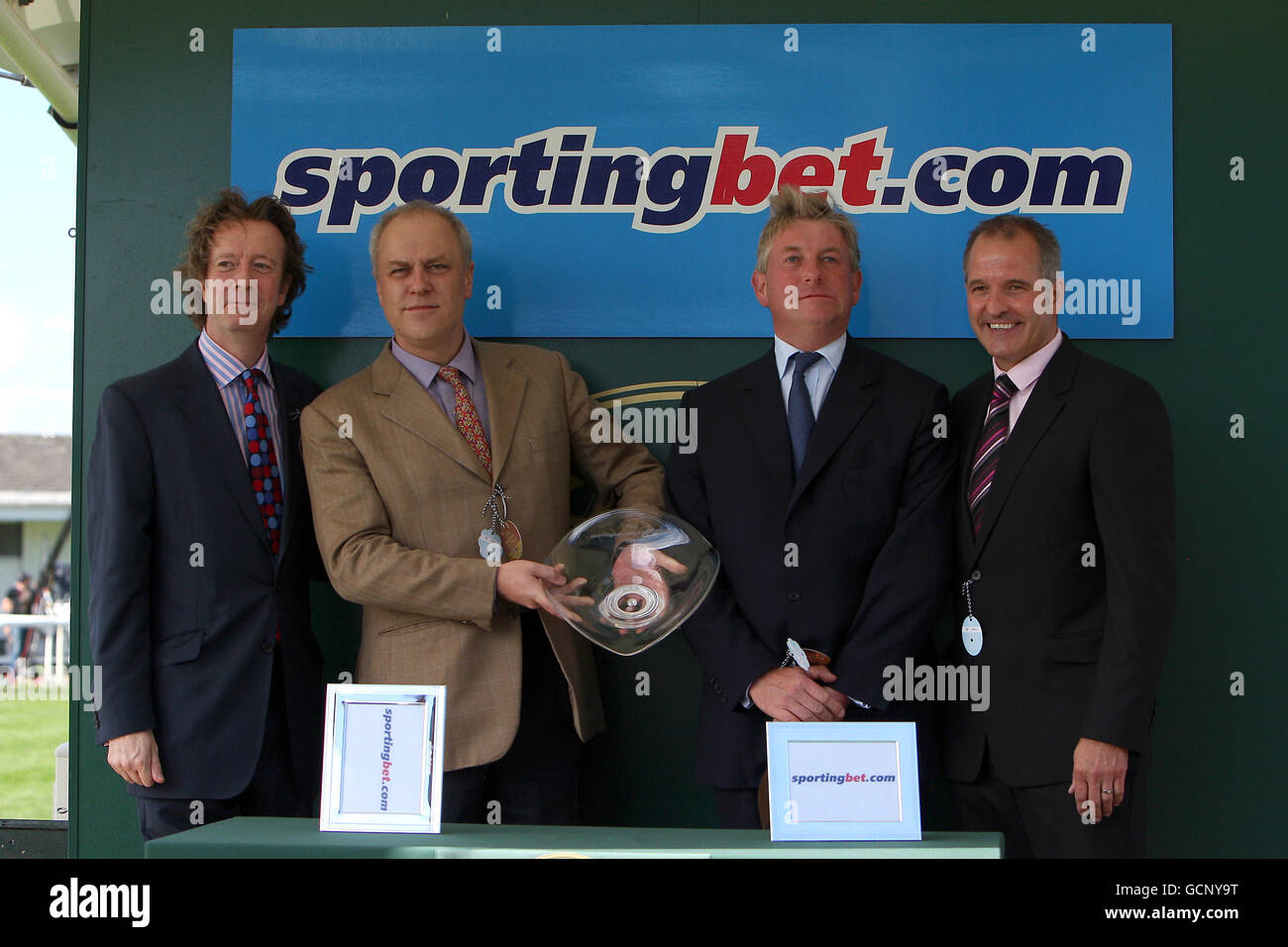 Former wolverhampton wanderers legend steve bull hi-res stock ...