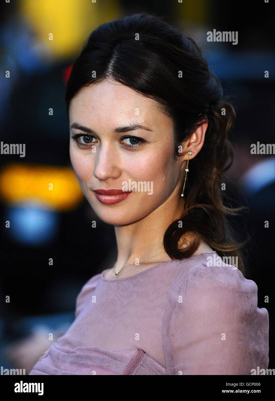Olga Kurylenko's Instagram, Twitter & Facebook on IDCrawl