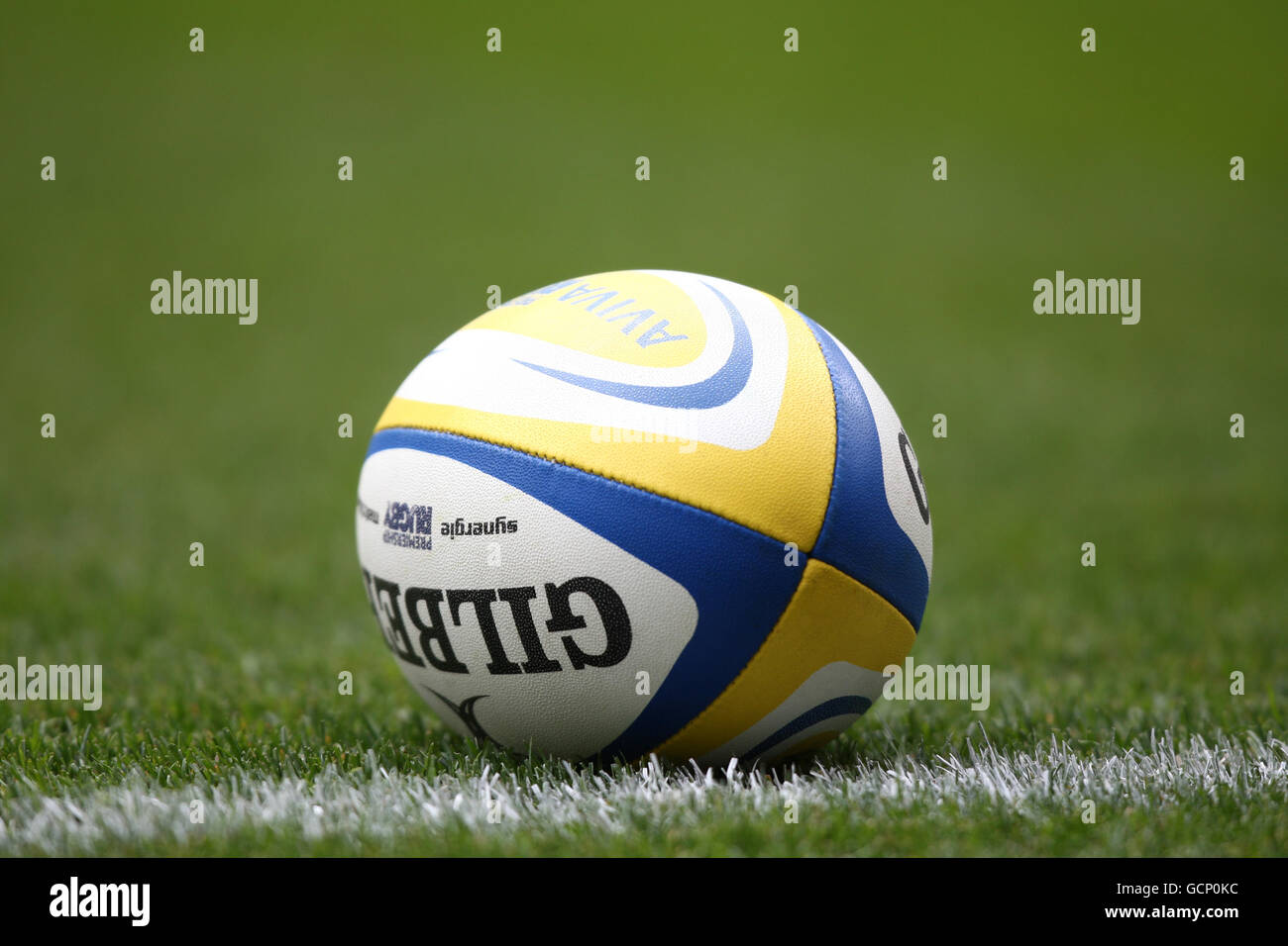 Rugby aviva signage hi-res stock photography and images - Alamy