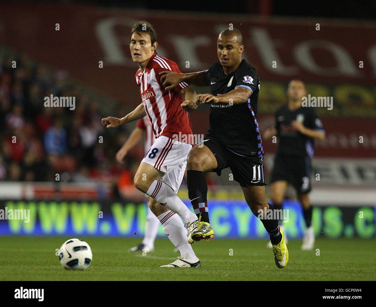 Stoke citys dean whitehead hi-res stock photography and images - Alamy