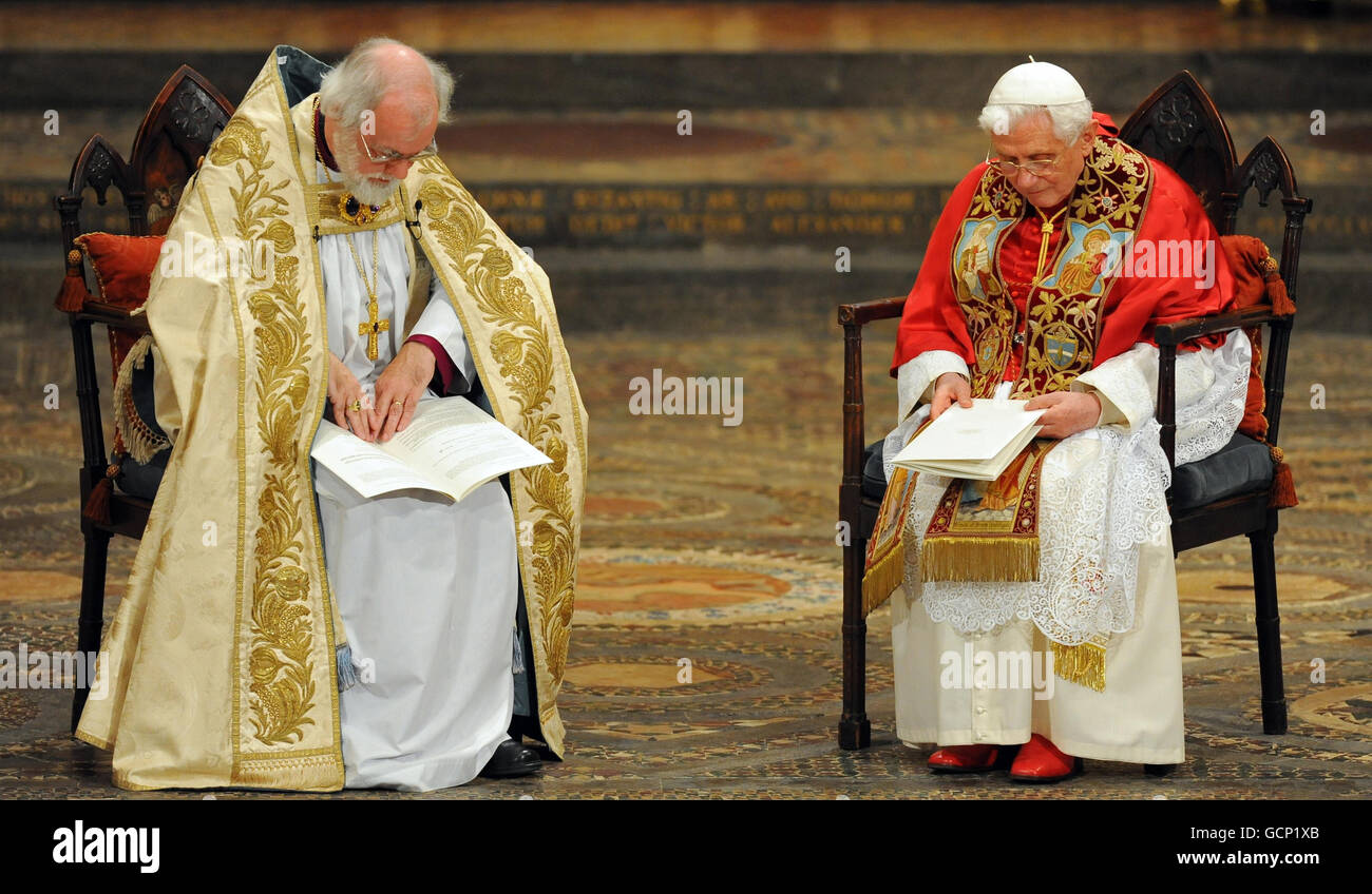 The Archbishop of Canterbury, Rowan Williams and Pope Benedict XVI hold ...