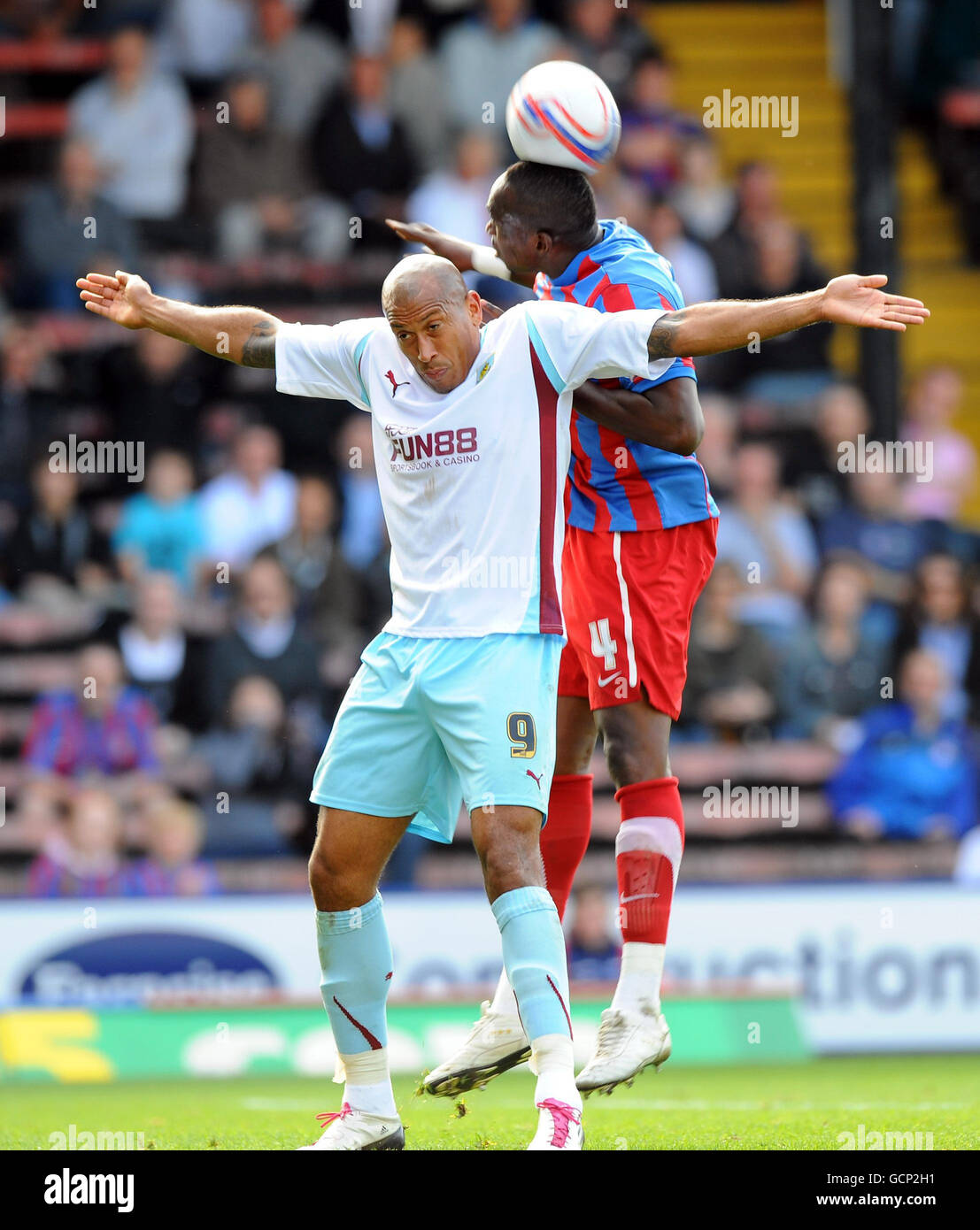 Crystal davis hi-res stock photography and images - Alamy