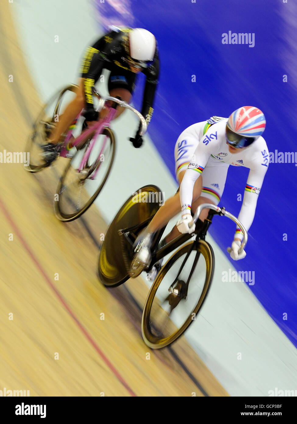 Team Sky Track Cycling's Victoria Pendleton (right) takes the lead over ...