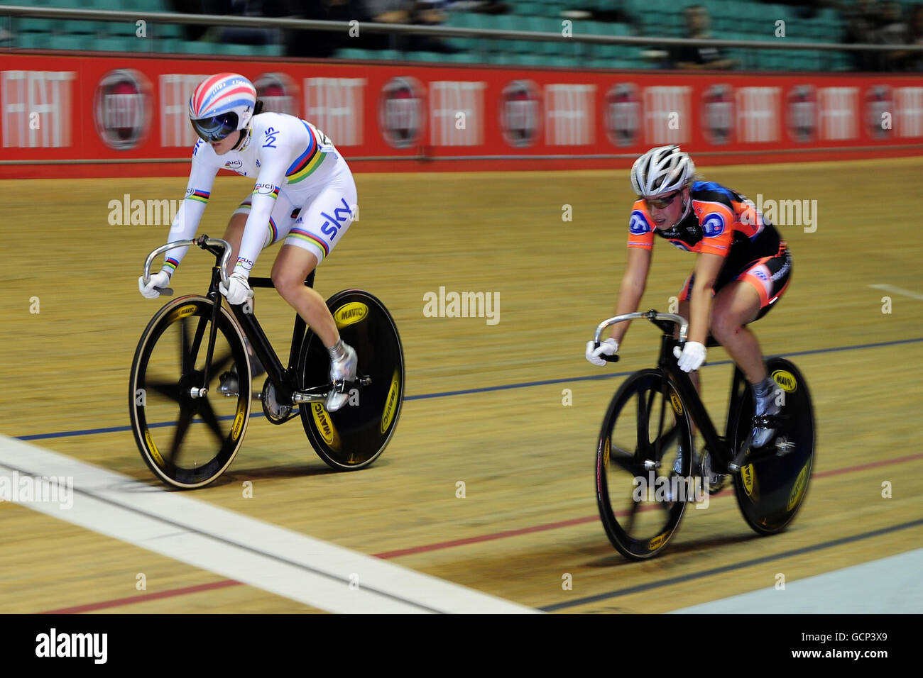 Team Sky Track Cycling's Victoria Pendleton (left) beats Motor Point ...